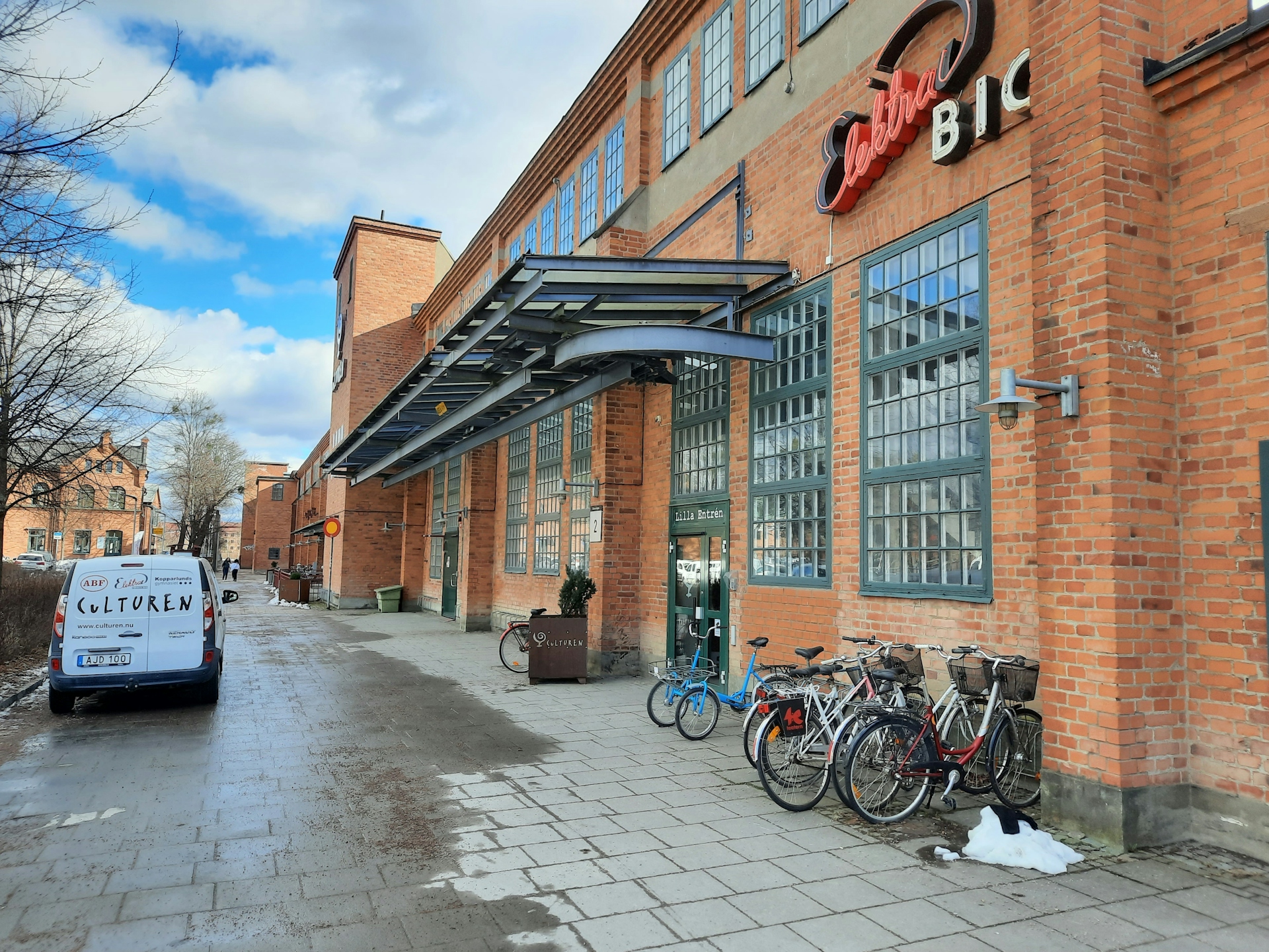 Elektra Bio - Cineville